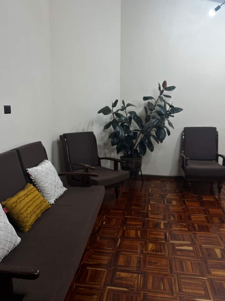 Departamento Tranquilo Con Terraza Privada - Riobamba