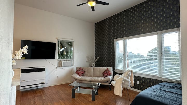 Central Sd Retreat • 2-bed Setup (1 Bedroom)#6 - San Diego, CA