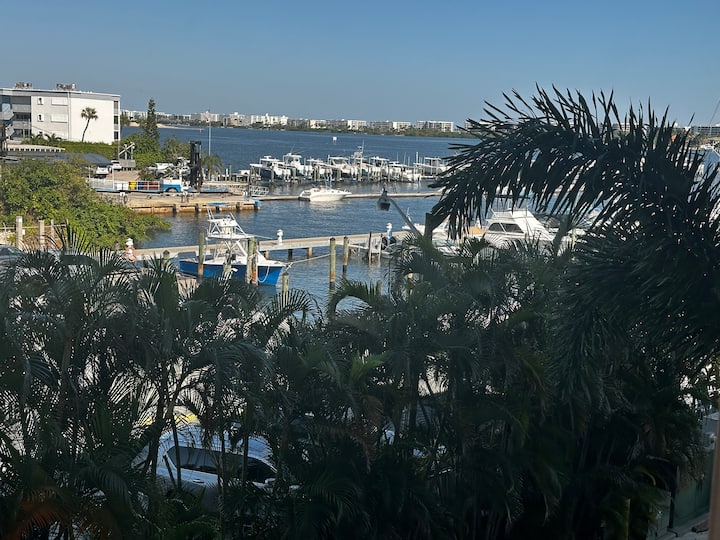 Contemporary Style All New - Boynton Beach, FL