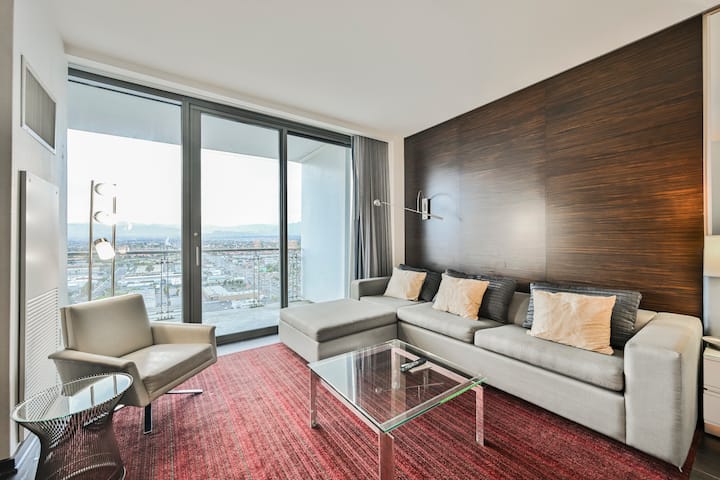 Vc33* Strip View Studio/no Resorts Fee/lobby Bar -