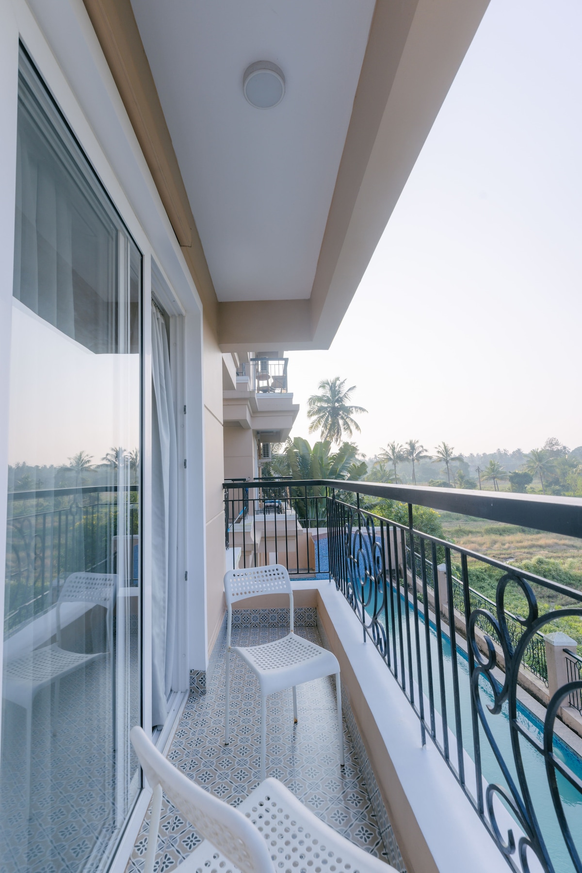 Meadow View 1BHK Luxury Suite by Da Alohas - Apartments for Rent in ...