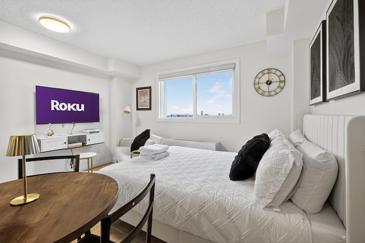 Boutique Suite | Modern L Top Amenities | 1108 - Edmonton