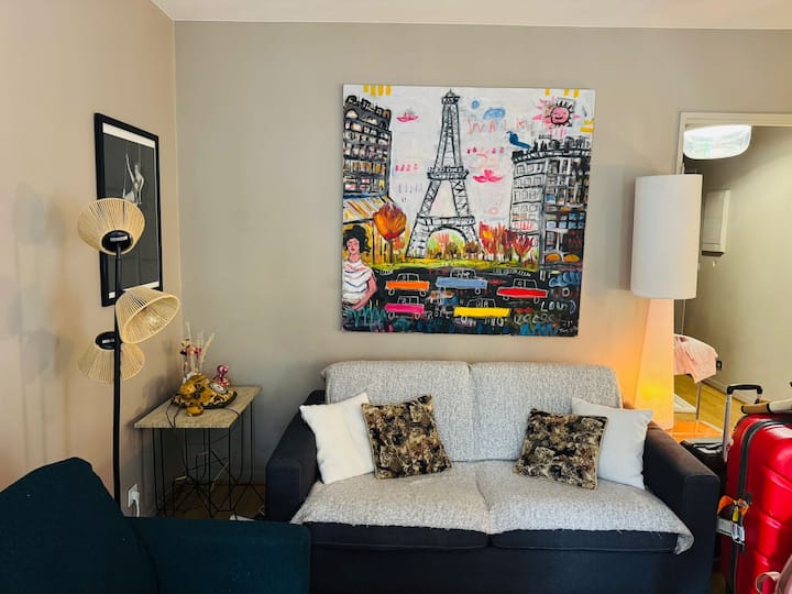 Paris Spacious Bright Apartment,
Alésia - Paris 3e Arrondissement