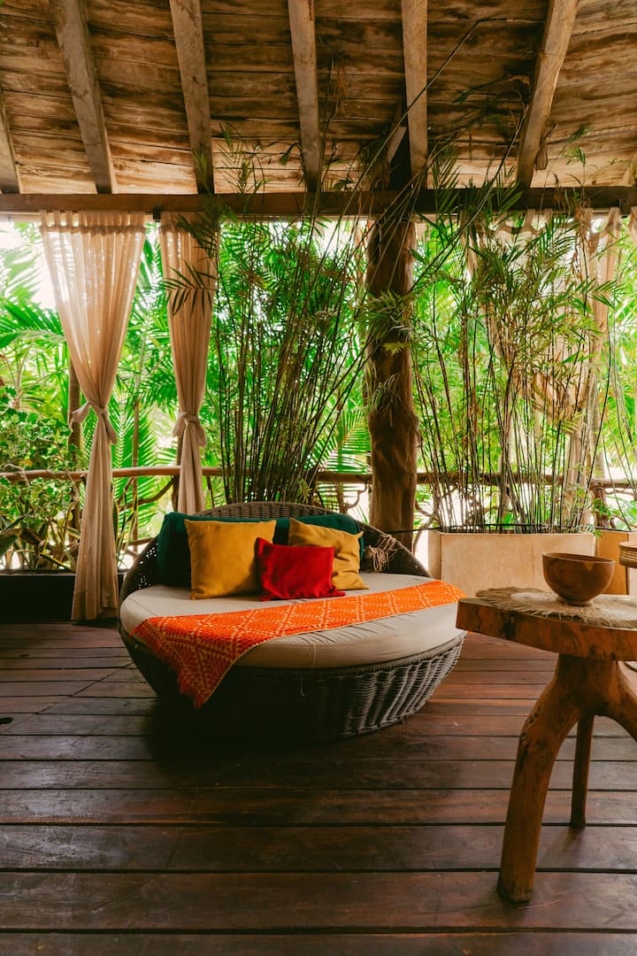 Deck & Tub - Riviera Maya