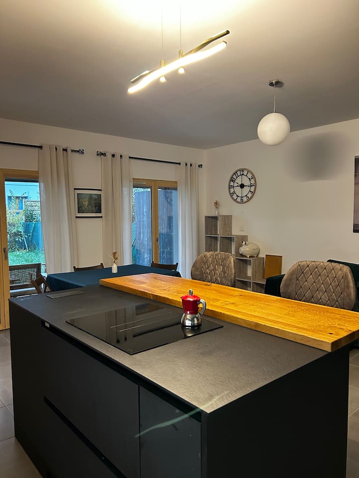 T2 Avec Jardin Privé - Accès Direct Centre-ville - Strasbourg