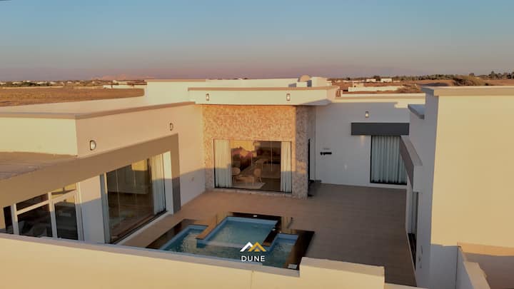 Dune Chalet - Oman