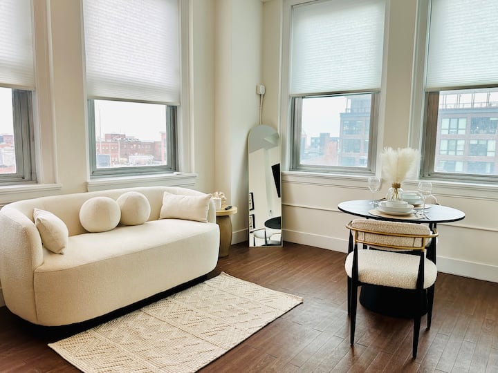 Downtown Greenview Suite - New Haven, CT