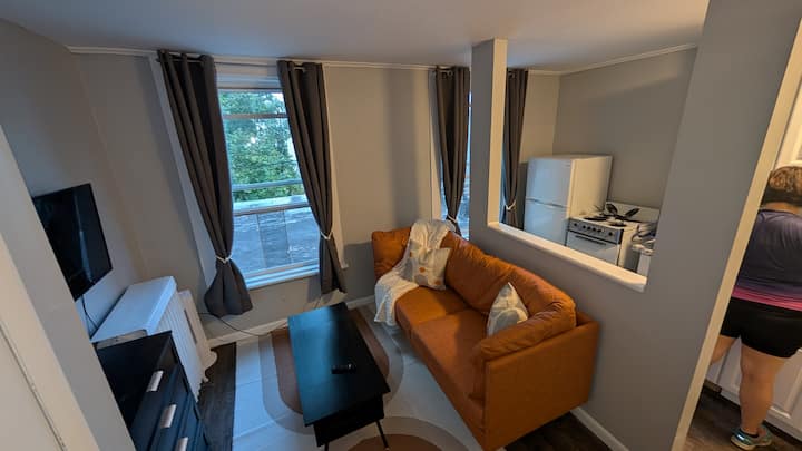 Quint Studio In The Heart Of Downtown - Albany, NY