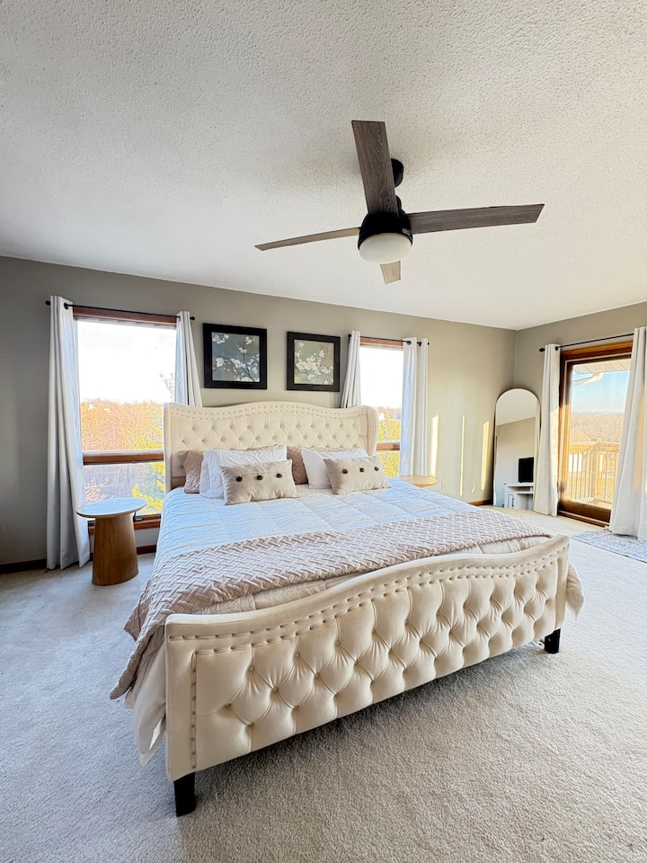 Haven @ The Lake |Hot Tub | Fireplace | Lake View - Mark Twain State Park, Florida