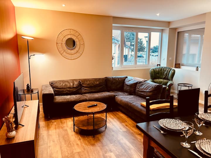 "Chez Soi" - Apt Entier 4 Ch Avec Sdb Privatives - Feurs