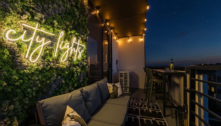 Mins To Fifa~walk To Cap Hill~arcade Loft~sleeps 8 - Seattle, WA