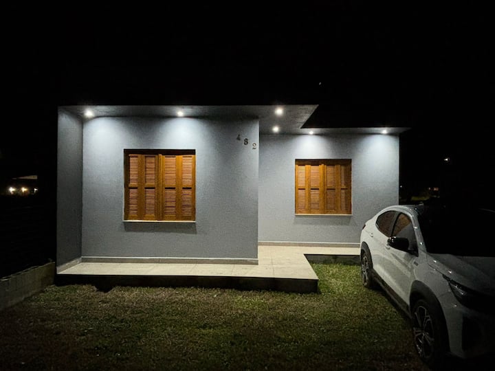 2-bedroom House In Torres Rs, 2 Blocks From The Sea - Arroio do Sal
