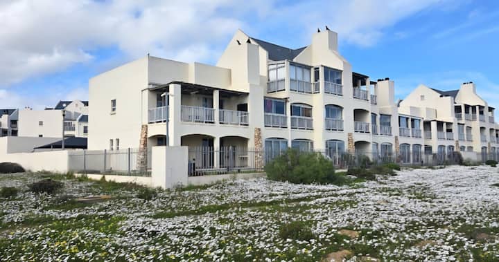 23 Sunset Heights - Coastal Retreat - Langebaan