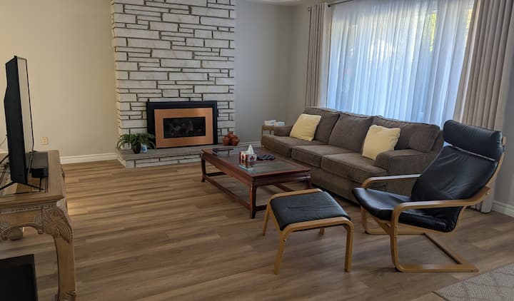 Canatara Park Walkout: Beach, Trails & Farm - Sarnia