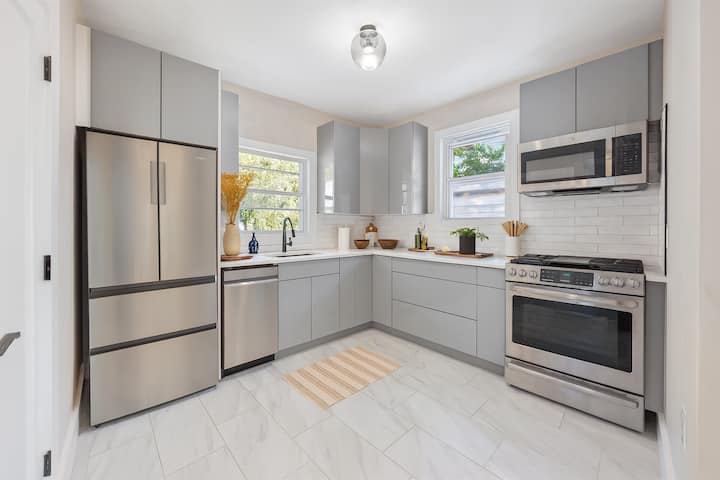 3br W/ Game Loft & Dining | Near Nyc | Sleeps 14! - New York