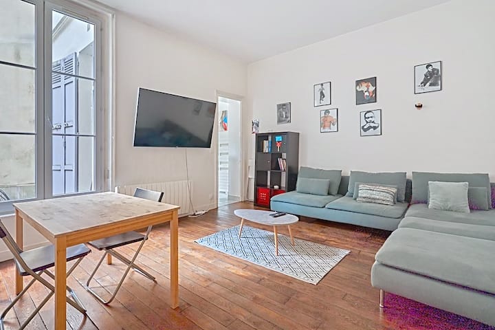 Gare Montparnasse | Eco | Métro | Tour Eiffel - Párizs