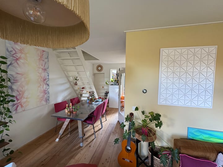 Fijne Hoekwoning In Groene Wijk, Dichtbij Centrum - Groningen