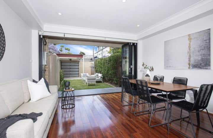 *Jam Home | Sunny Stanmore Gem Walk To Shops - Cremorne