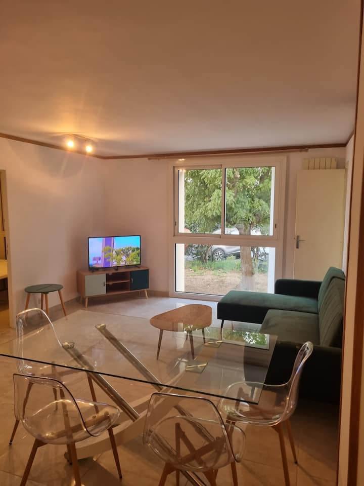 Chambre Calme 10m² Proche Métro- Vélodrome - Marseille