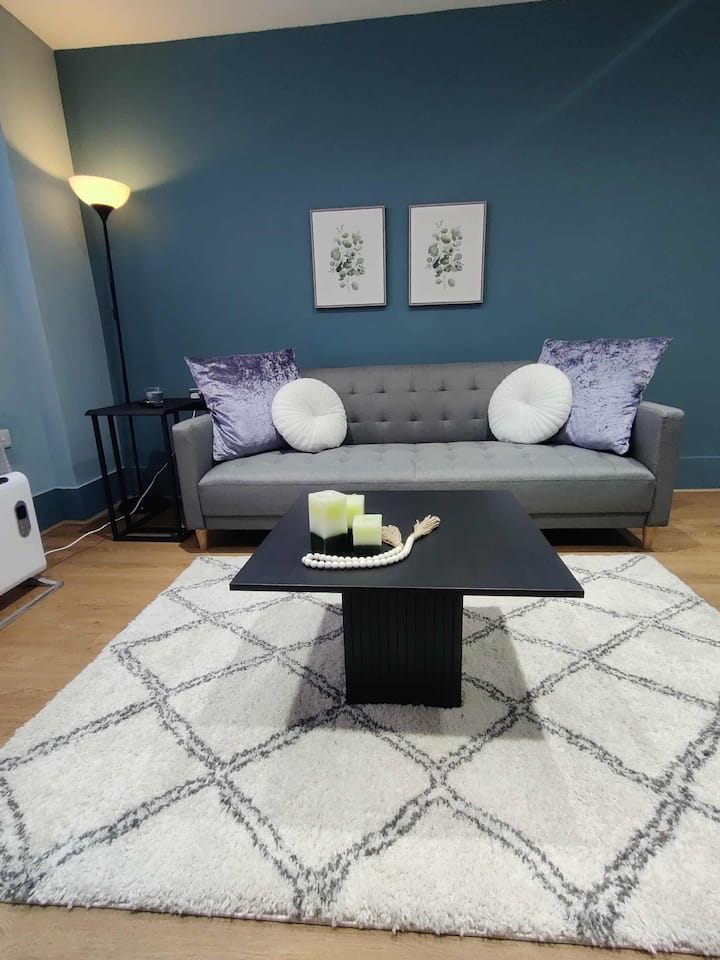 Modern New Build • 2 Beds, Sofa Bed, Parking - Leeds