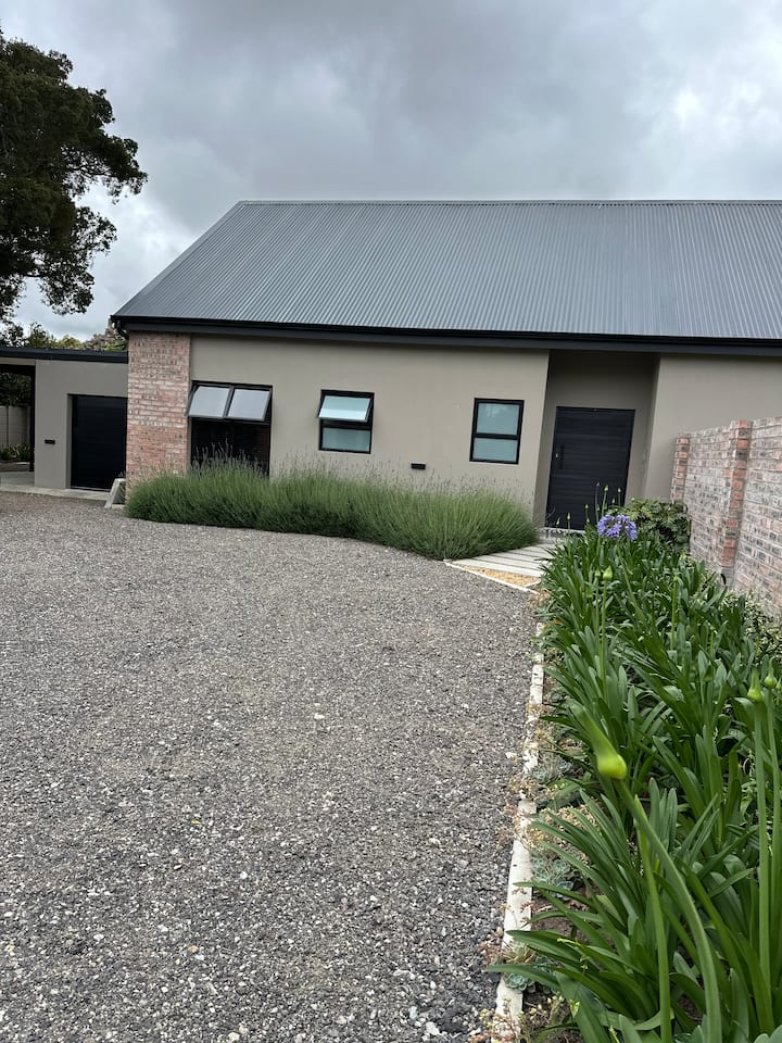 Fallen Oak Villa 2 - George