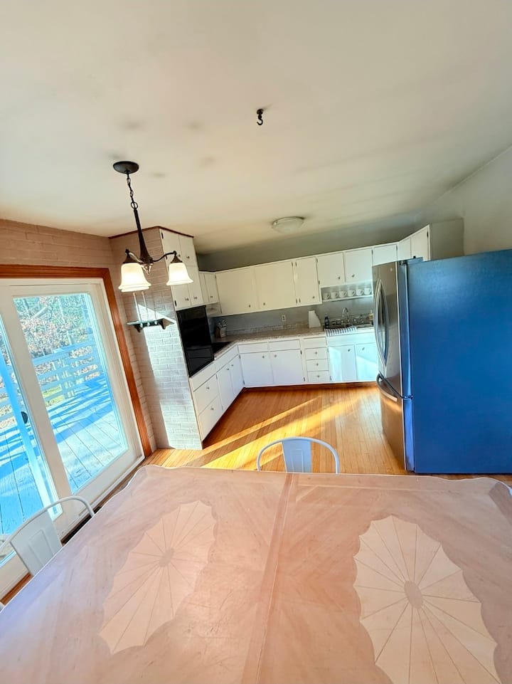 Cozy Retreat-scenic Yard + Deck-close To Downtown - Kirkwood, NY