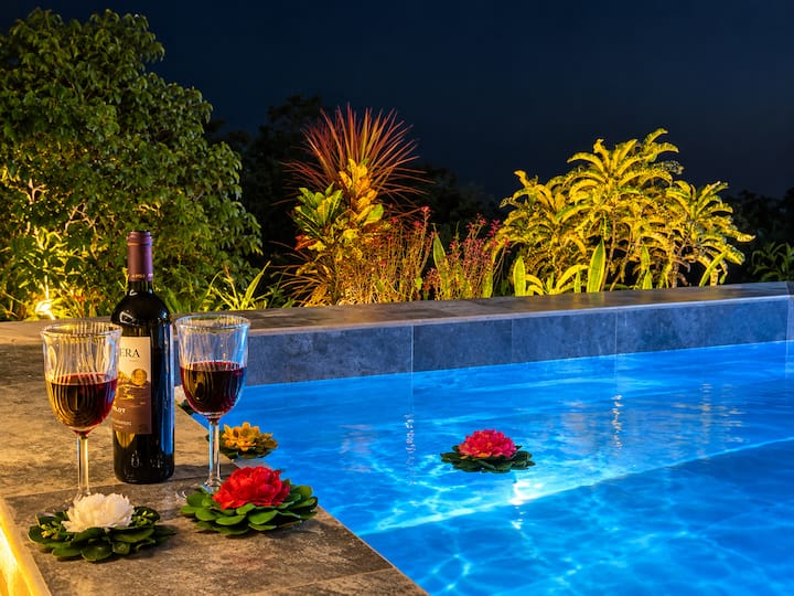 Casa Gus: Sloth, Jungle & Jacuzzi Near Fortuna - Costa Rica