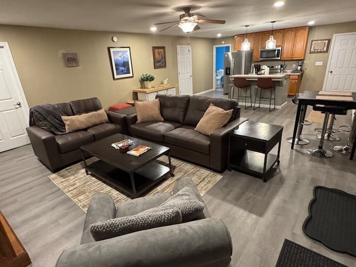 Ridge View Loft - Donegal, PA