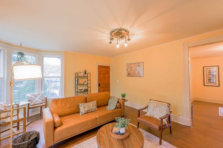 Historic Charm In The Heart Of Moscow - Moscow, ID