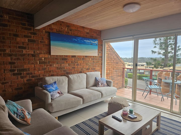 Magical View, Spacious Yet Cozy, Close To Town! - Pambula