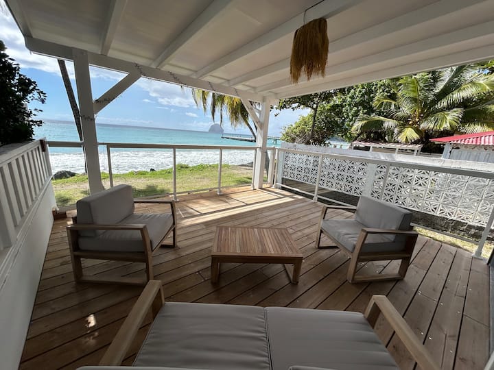 La Maisonnette Sur La Plage Du Rocher Du Diamant - Martinique