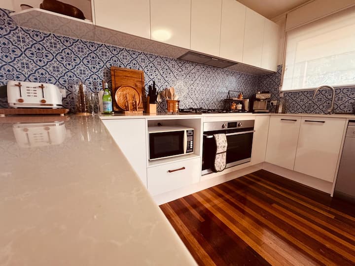 Marcoola Beach Escape! 1956 Qldr Pet Friendly W/ac - Sunshine Coast Queensland, Australia