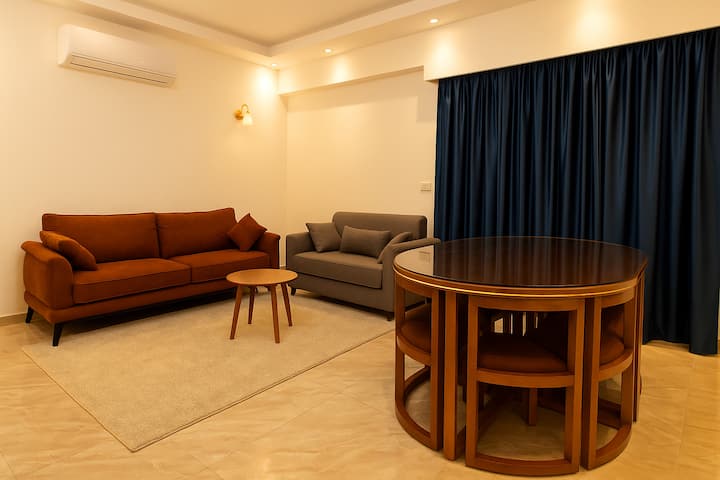 Selena Bay 2br Apt, Pool & Sea View+private Beach - Hurghada