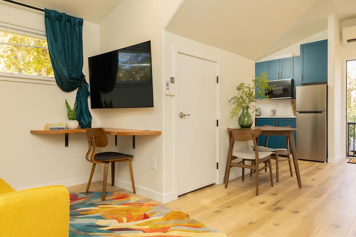 Sherman Loft - Brand New In Heart Of The North End - Boise