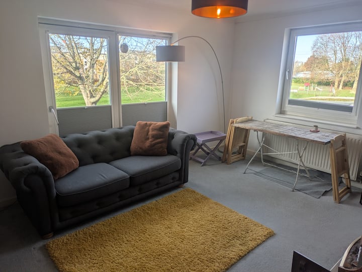 A Peaceful Cheltenham Based Little Gem Apartment - Cheltenham