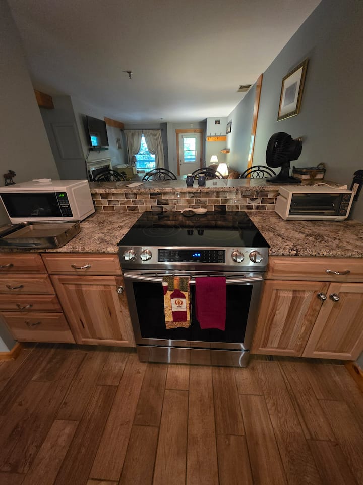 Condo At The Mill In Downtown Ludlow - Ludlow, VT