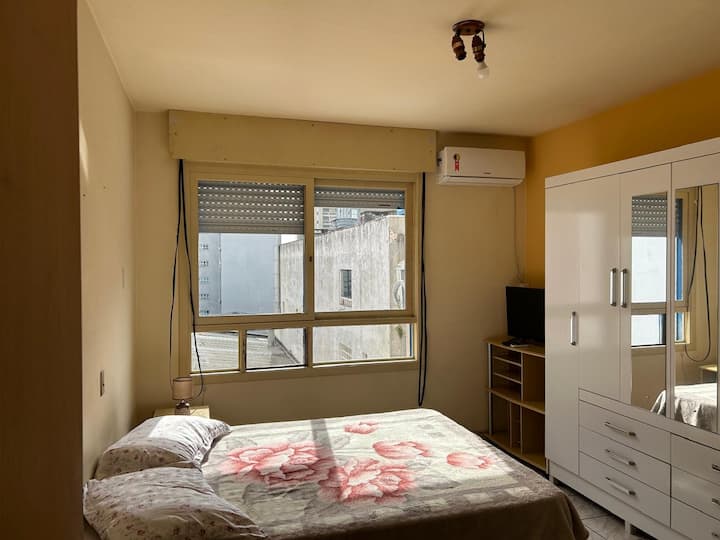 Apto Com Localização Estratégica - Torres