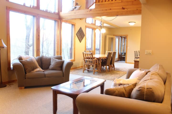"Raystown Roost" Mtn Retreat 5 Mins To Boat Launch - Lake Raystown Resort, Entriken