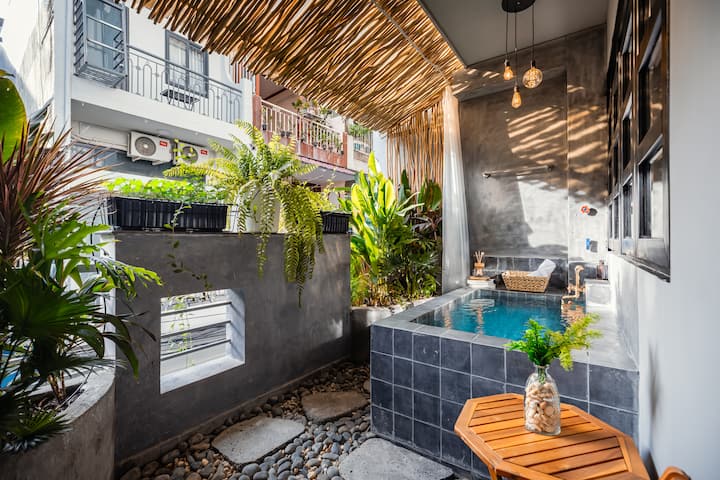 Secret Industrial Apt In D1 | Ben Thanh Market - Ho Chi Minh