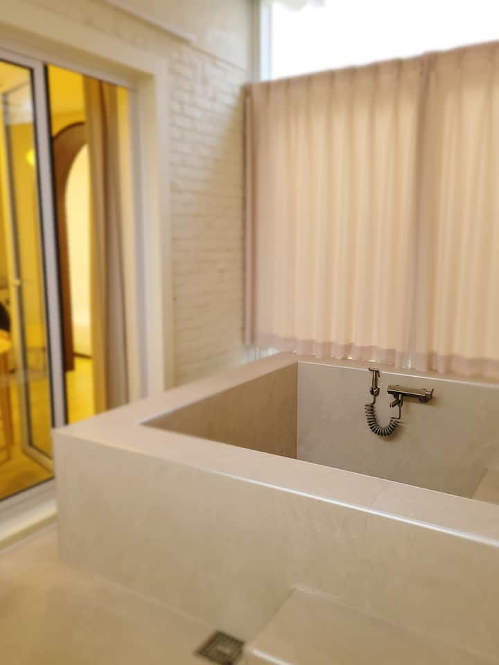 대전대형욕조/독채/4계절온수/실내스파/무료주차/성심당,야구장,3km/ - Daejeon