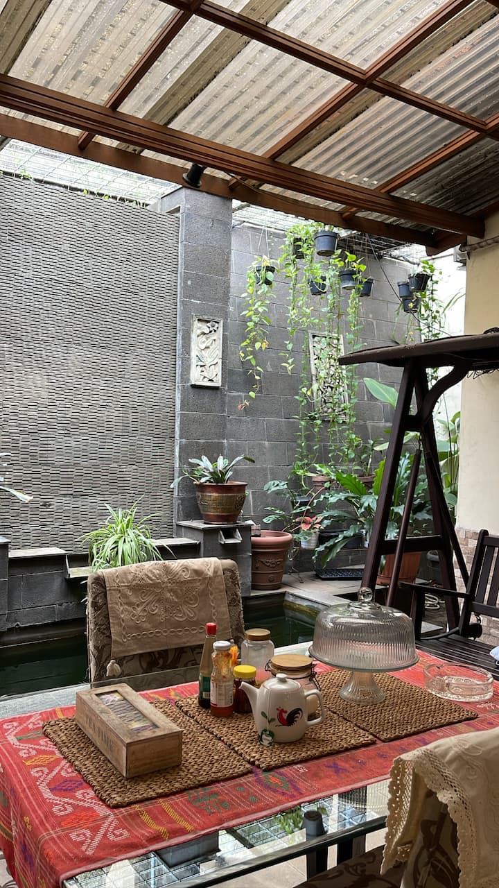 Best Location To Stay In Depok - Pesona Khayangan - Depok