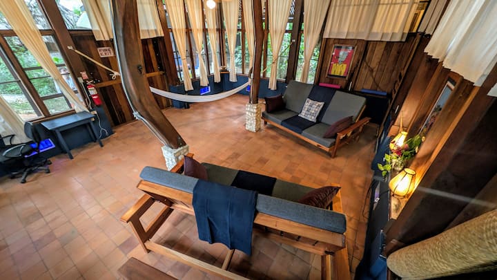 Los Techitos • Unique Open Space Village Stay - Belize