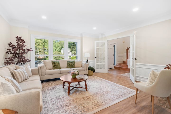 Quiet Cary Home | Minutes To Koka Booth, Wakemed - Cary, NC