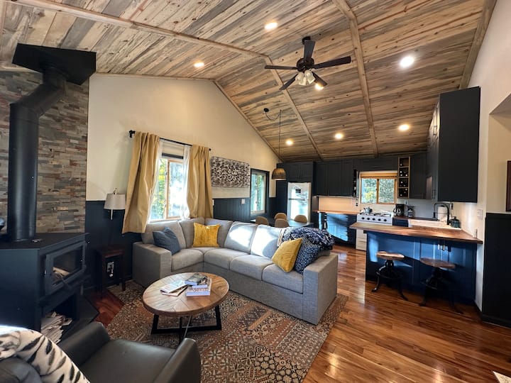 Little Cabin In The Woods - Cripple Creek, CO