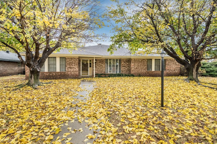 The Gainsborough House - Amarillo