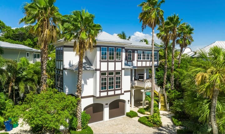 New Beach House 1 Min To Beach! Heated Pool/spa! - Anna María, FL