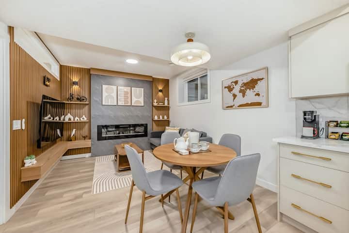 Glacier Ridge Cozy Cove – Modern 2br Suite - Canada