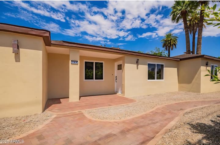 Family House - Phoenix, AZ