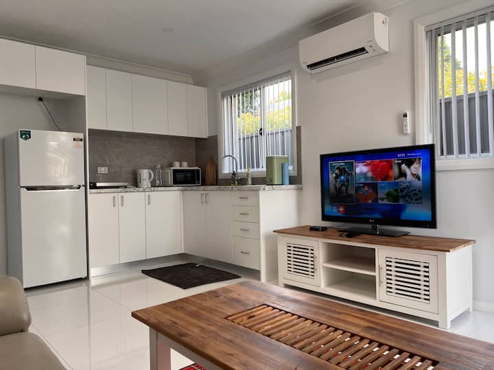 New 1br1b Studio+free Parking|lake Nearby&hospital - Auburn