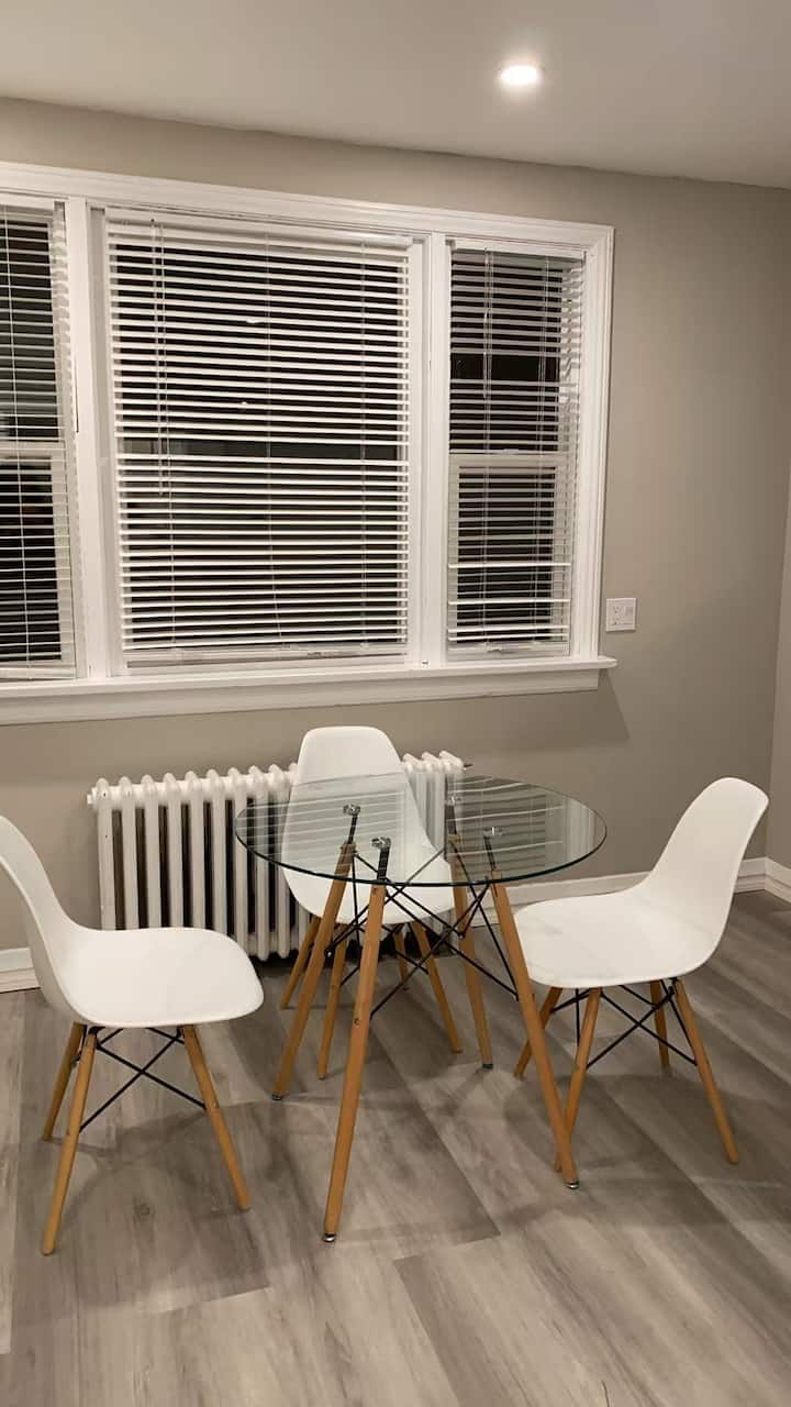 The Cozy 2br Apartment - Kitchener